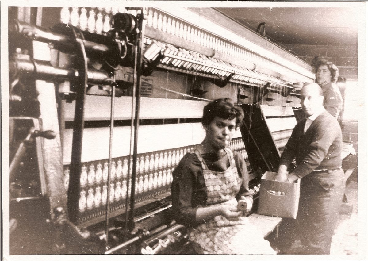 Schiffli Embroidery Machines: A Historical Overview