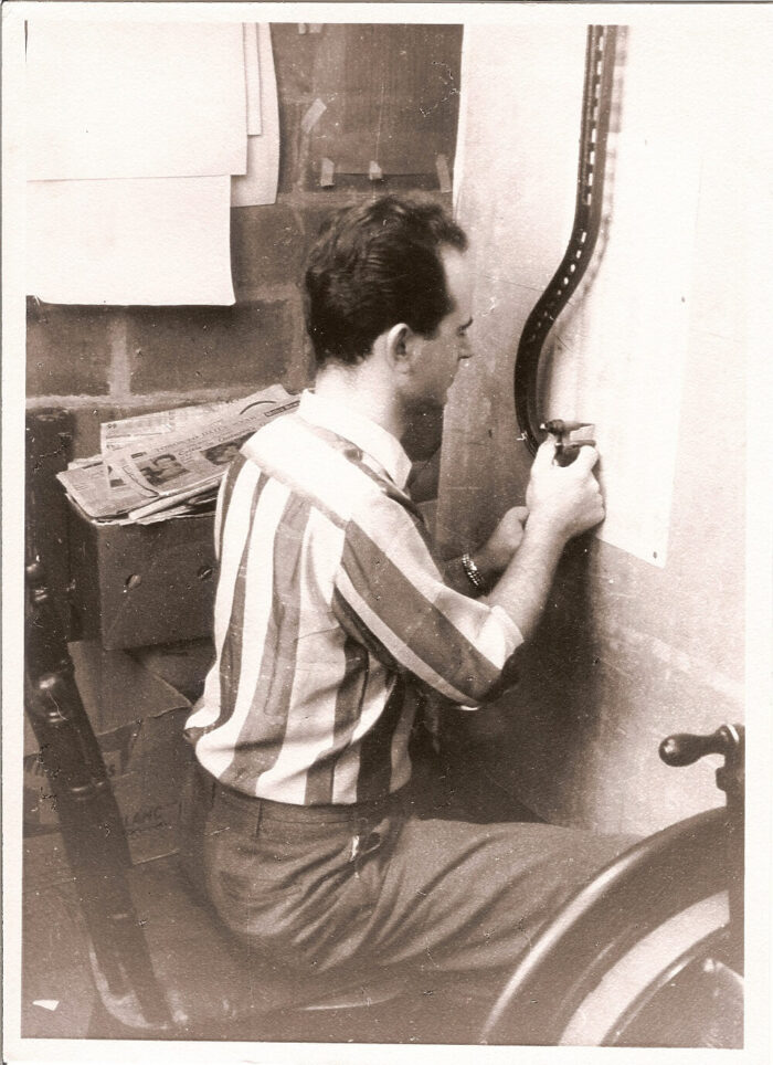 Schiffli Embroidery Machines: A Historical Overview