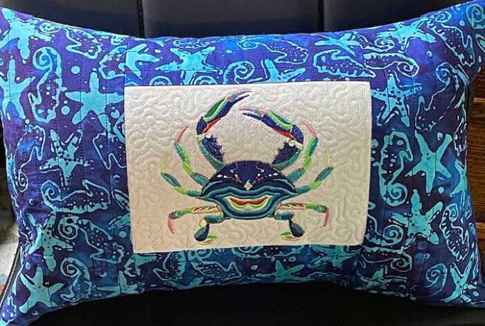 Embroidery Design: Graphic Crab 3 sizes | Embroidery Legacy