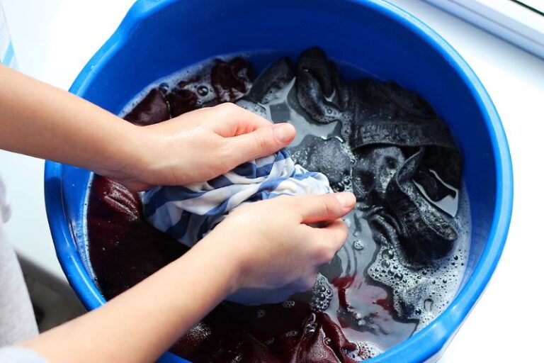 How to Wash Embroidered Clothing Without Damaging it