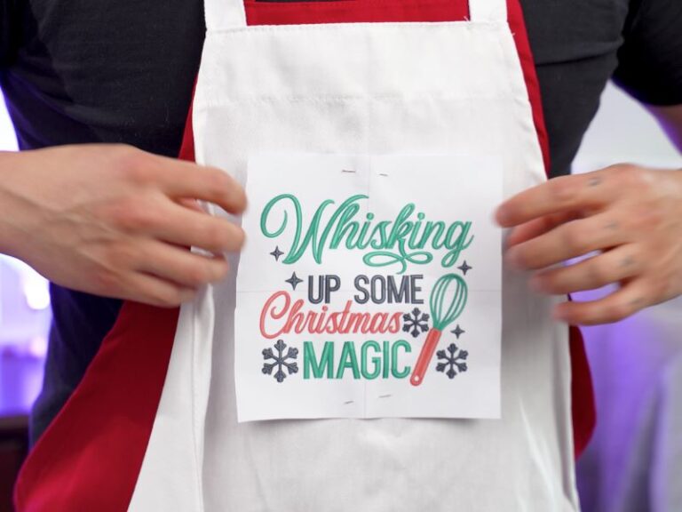 How to Embroider an Apron: 10 Easy Beginner Steps