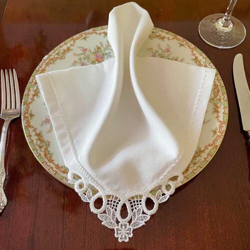 In the Hoop: Cutwork Napkin and Placemat